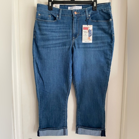 Signature by Levi Strauss | Jeans | Levis Signature Mid Rise Capri ...